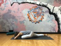 YIN YOGA FOR PEOPLE WHO SIT ALL DAY - Swagtail